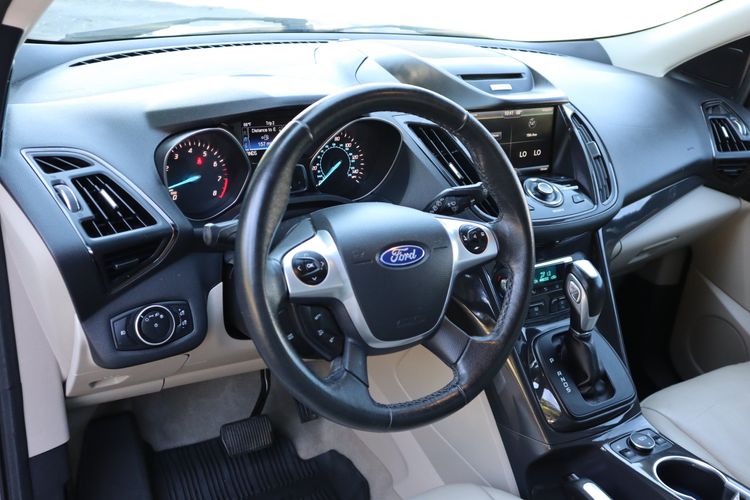 2015 Ford Escape Titanium | Victory Motors of Colorado