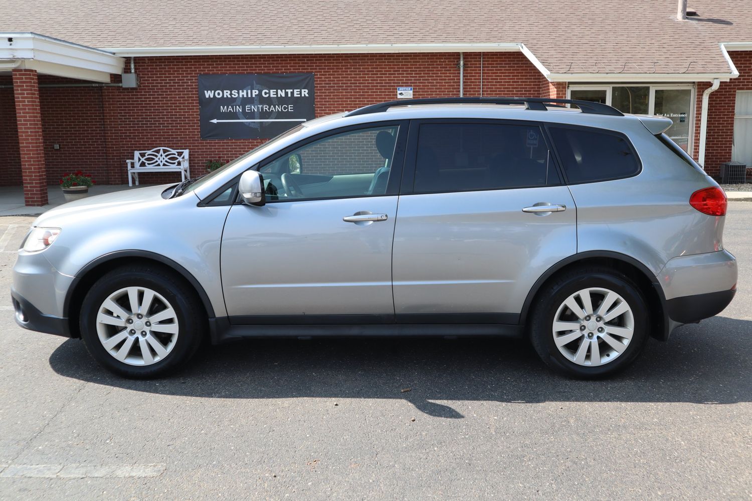 2010 Subaru Tribeca 3.6R Limited | Victory Motors of Colorado
