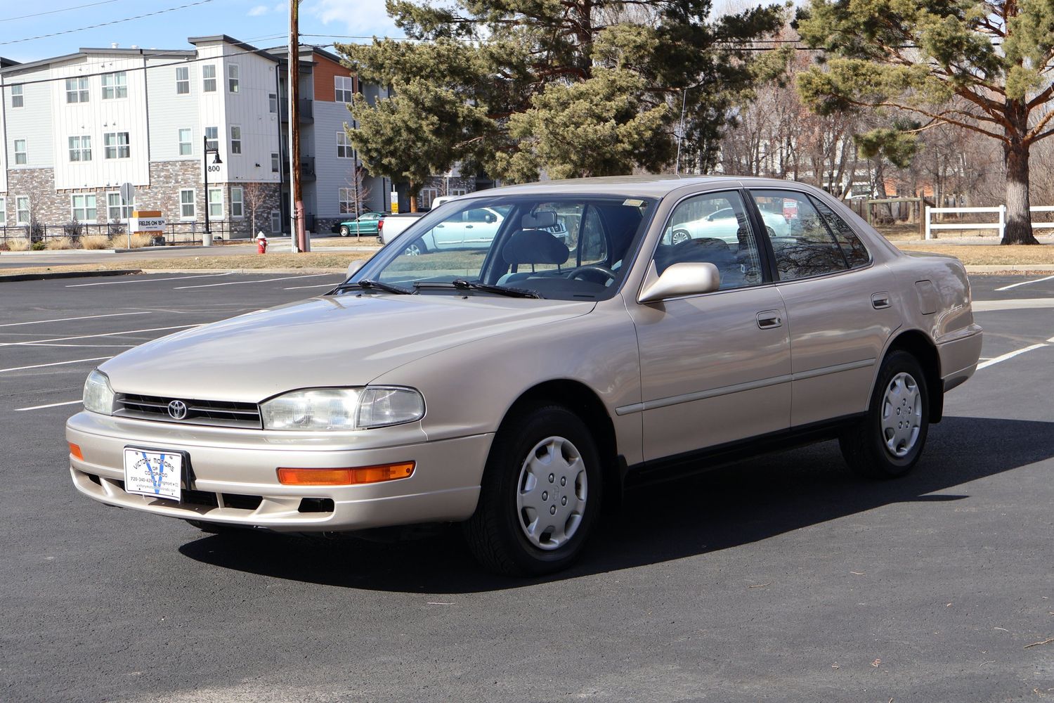 1992 Toyota Camry LE | Victory Motors of Colorado