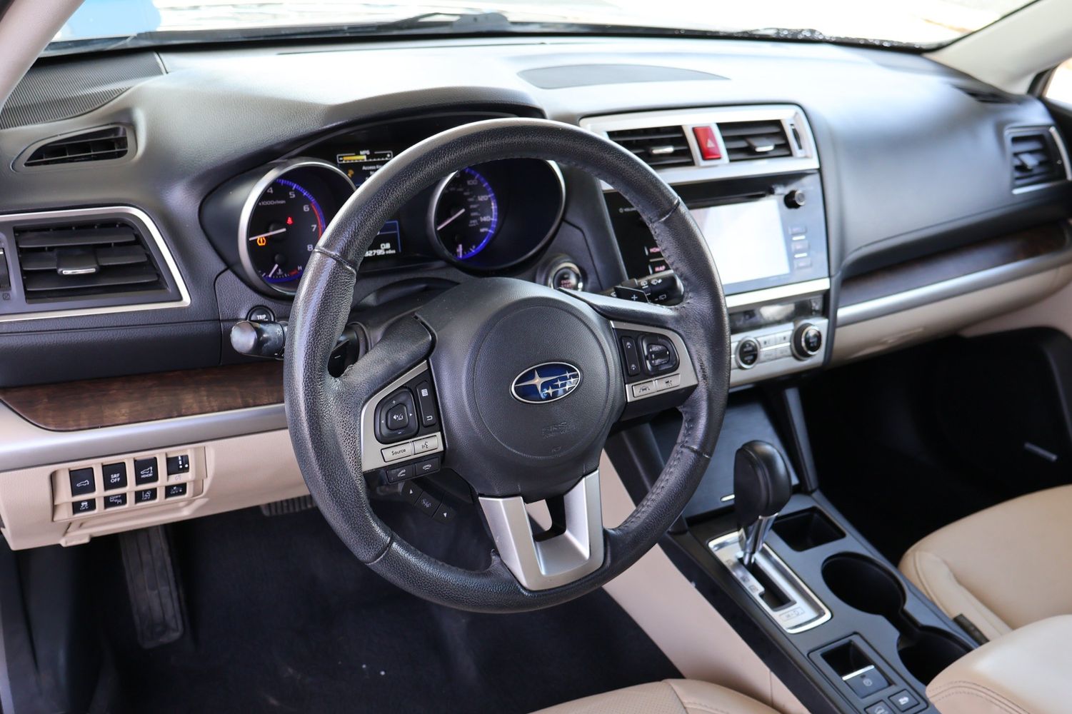 2016 Subaru Outback 2.5i Limited | Victory Motors of Colorado