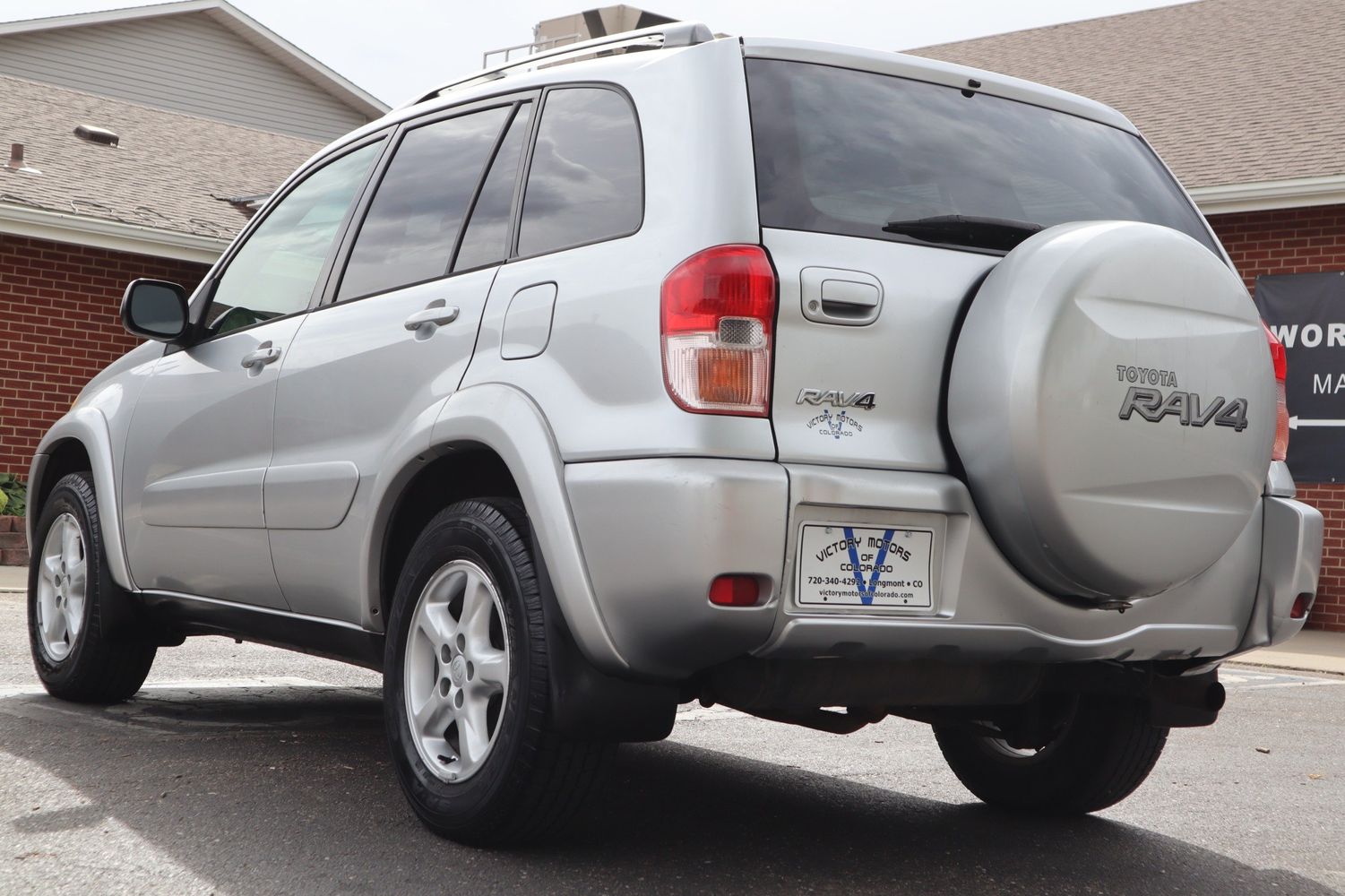 2002 Toyota RAV4 Base | Victory Motors of Colorado