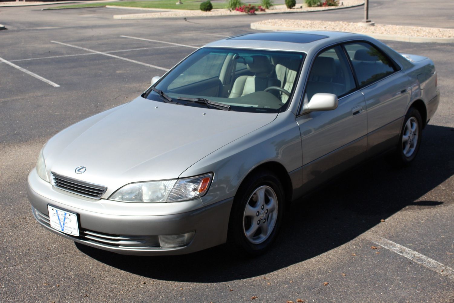 1998 Lexus ES 300 | Victory Motors of Colorado