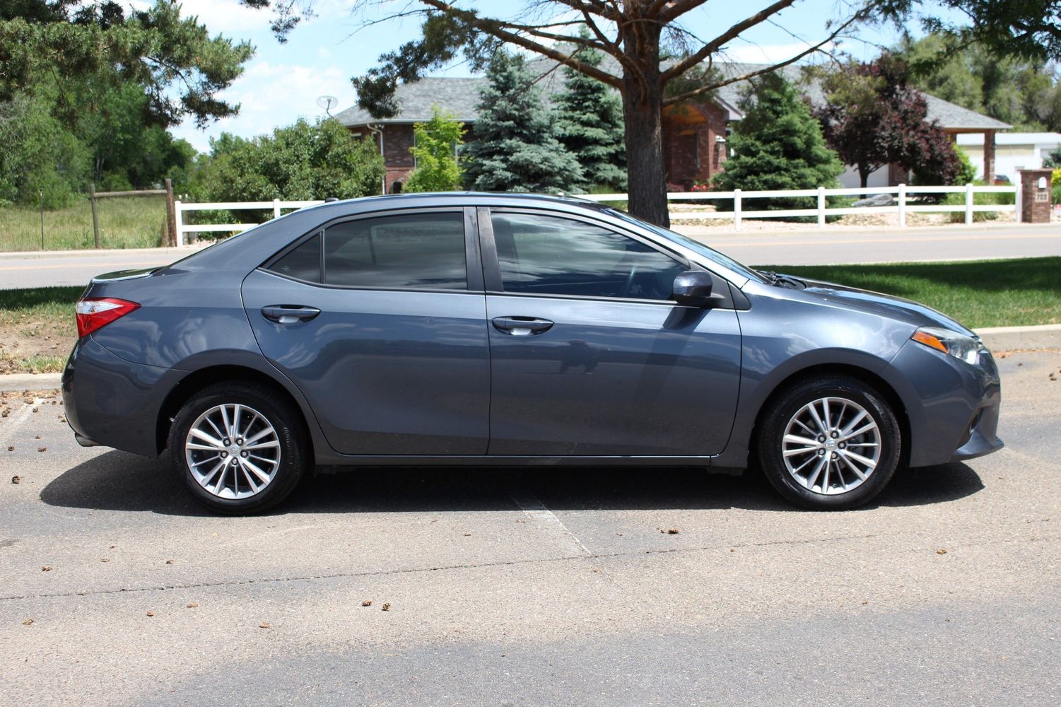 2014 Toyota Corolla LE | Victory Motors of Colorado
