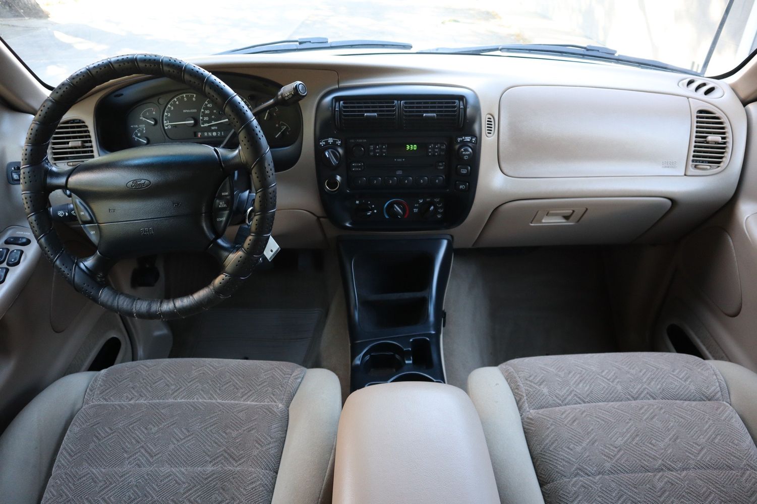 1998 Ford Explorer XLT | Victory Motors of Colorado