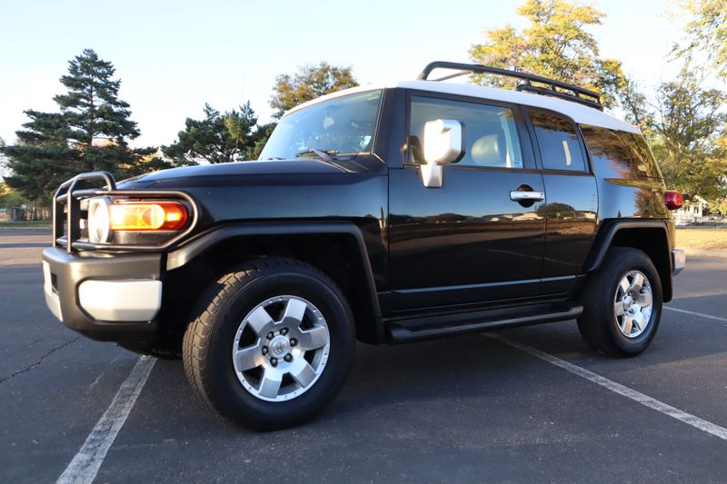 2007 Toyota FJ Cruiser Photos
