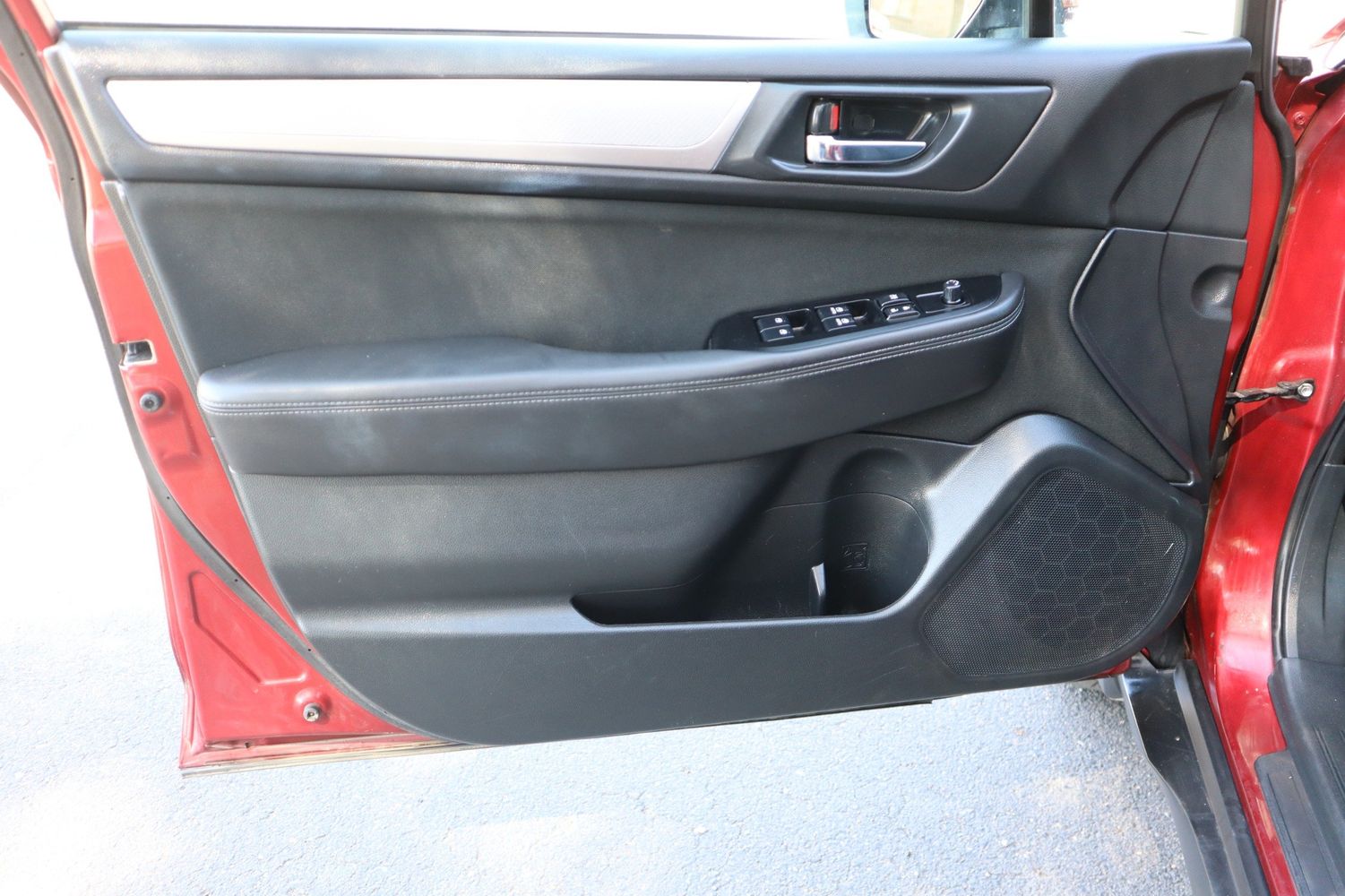 2015 Subaru Outback 2.5i Premium | Victory Motors of Colorado