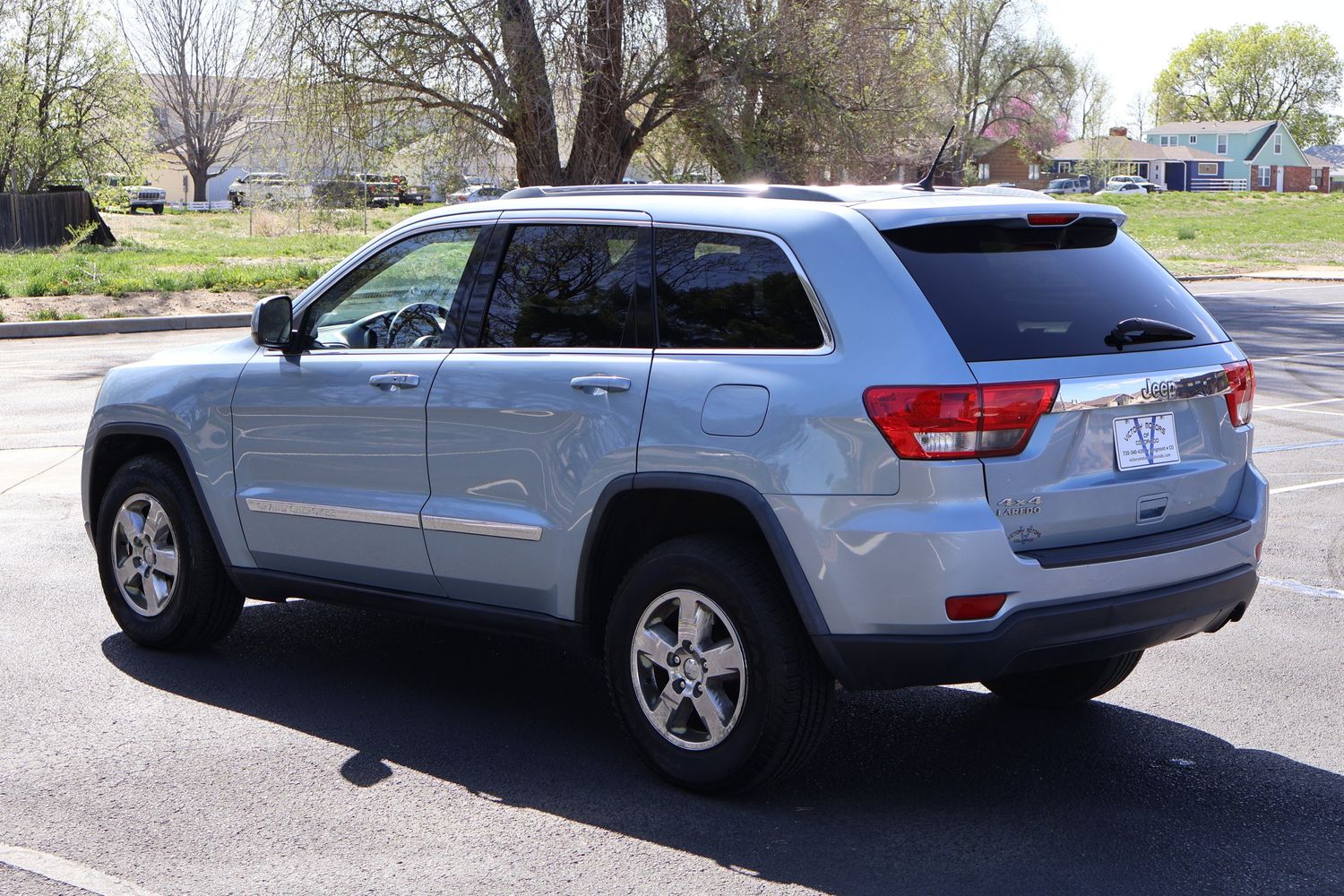 2012 Jeep Grand Cherokee Laredo | Victory Motors of Colorado
