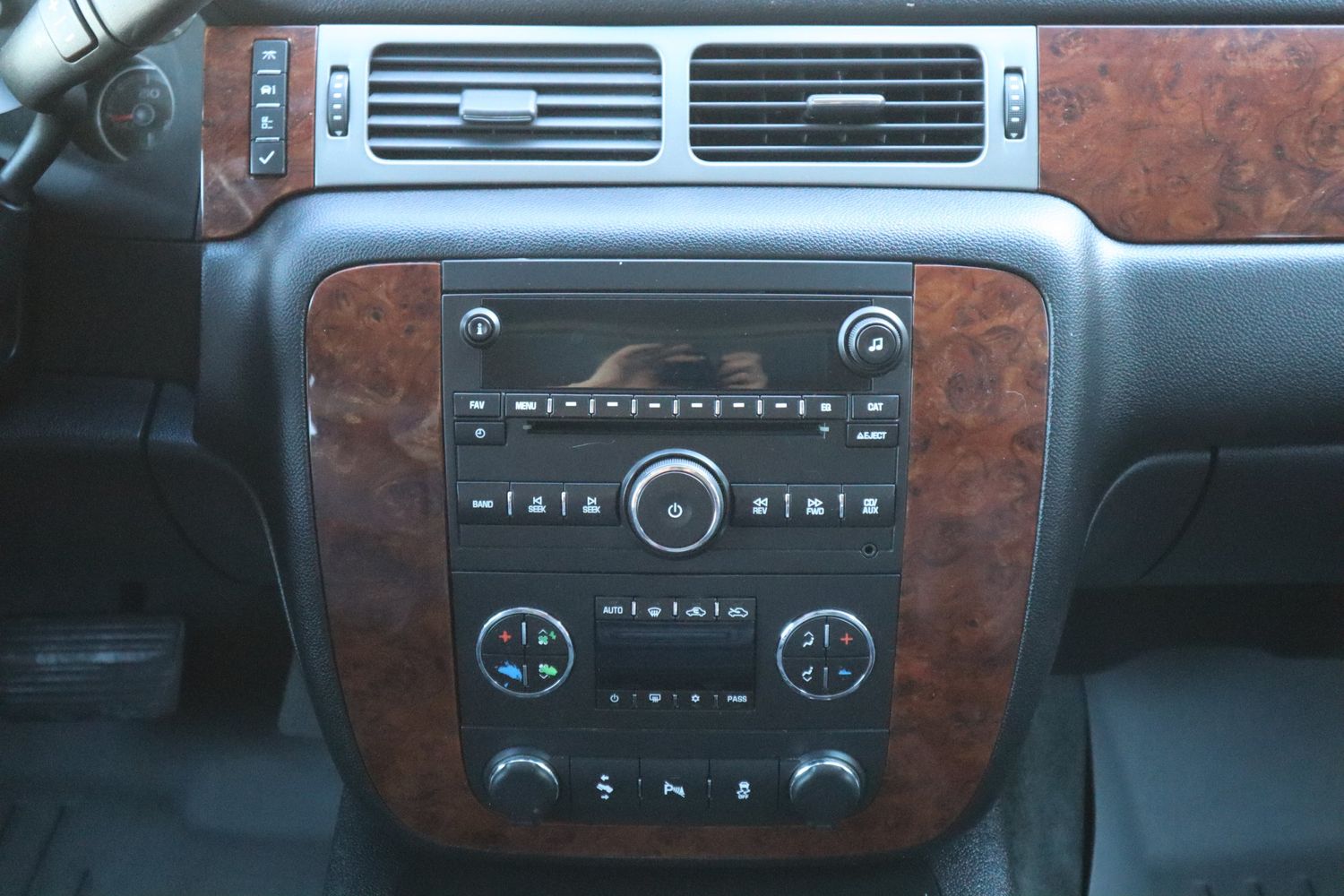 2013 Chevrolet Avalanche LT Black Diamond | Victory Motors of Colorado