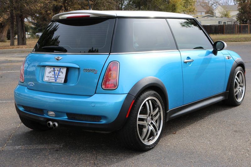 2004 MINI Cooper Photos