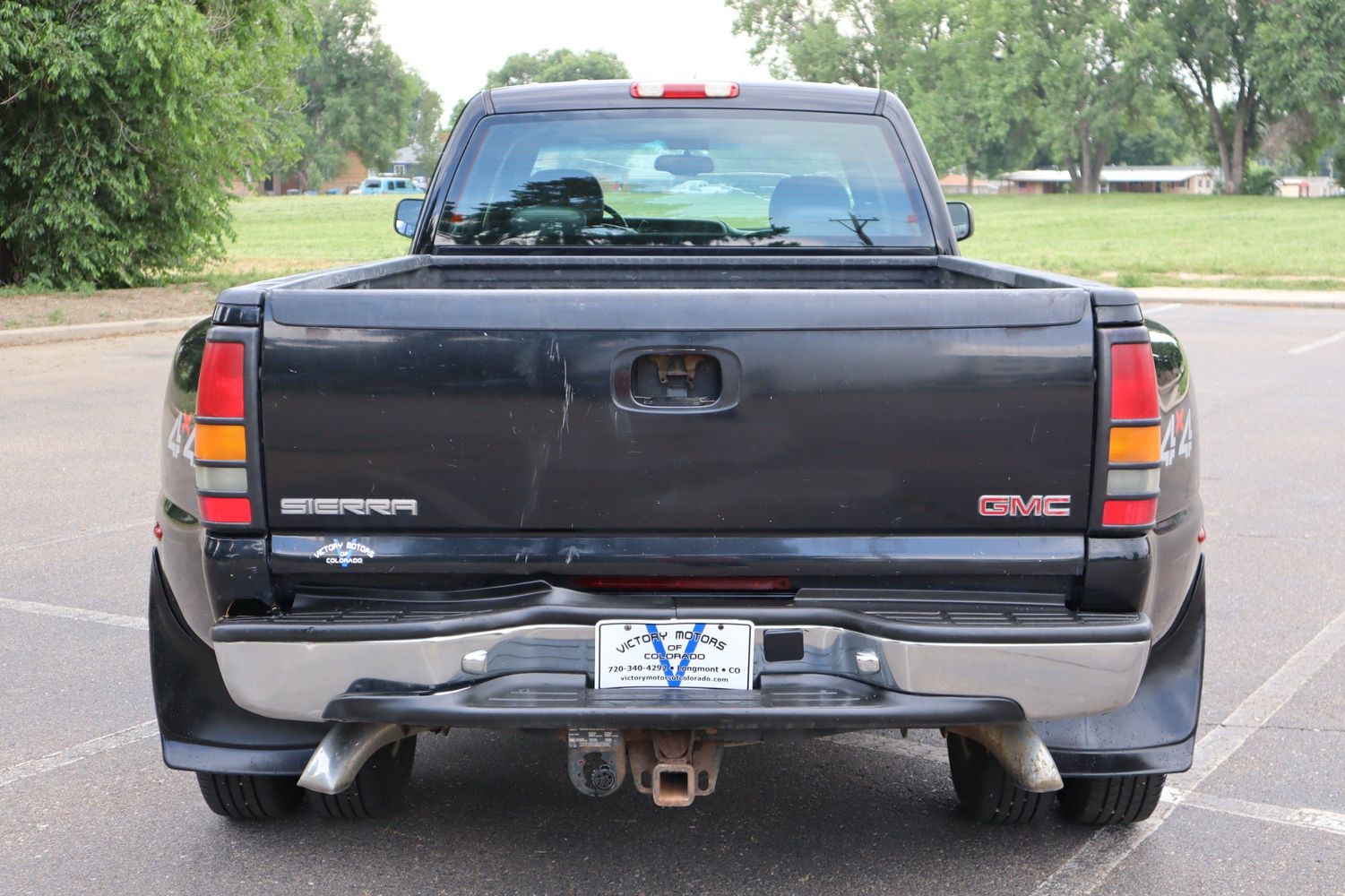 2001 GMC Sierra 3500 SLT | Victory Motors of Colorado