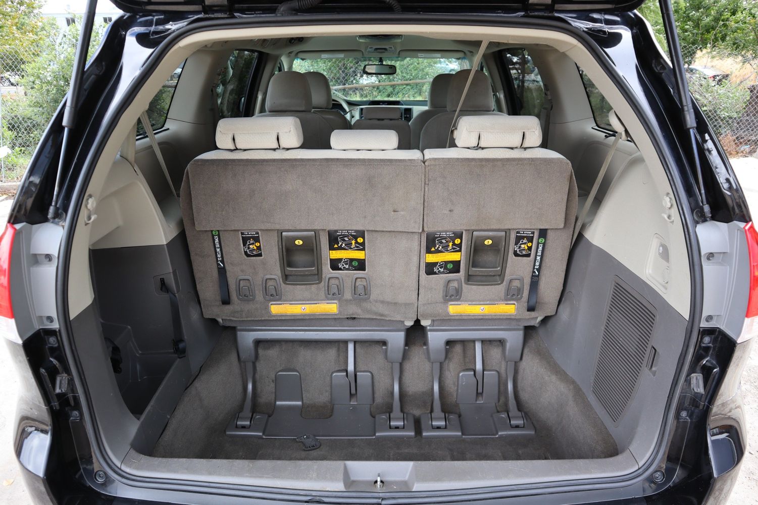 2012 Toyota Sienna LE 8-Passenger | Victory Motors of Colorado