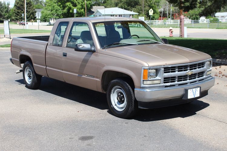 1996 Chevrolet C/K 2500 Series Cheyenne | Victory Motors of Colorado