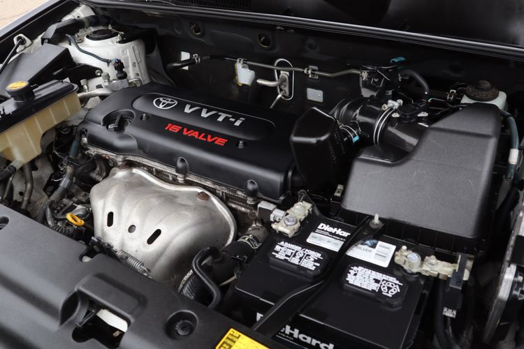 2007 Toyota RAV4 Base | Victory Motors of Colorado