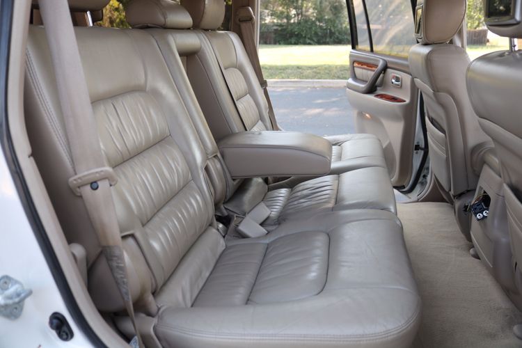 2001 Lexus LX 470 Base | Victory Motors of Colorado