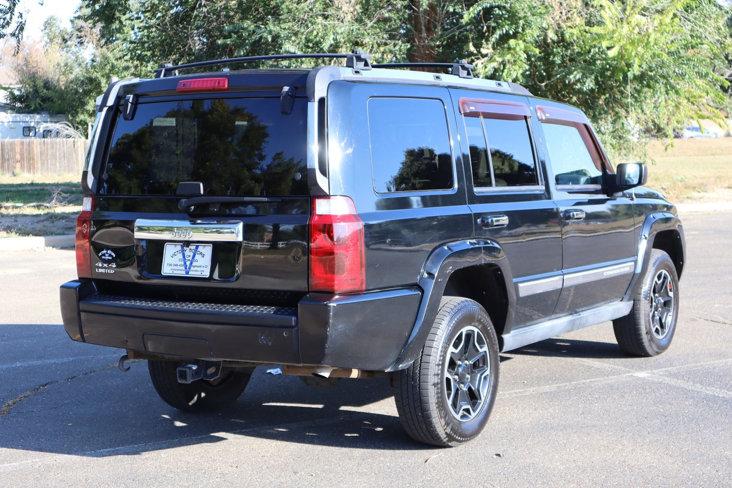 2006 Jeep Commander Limited | Victory Motors of Colorado