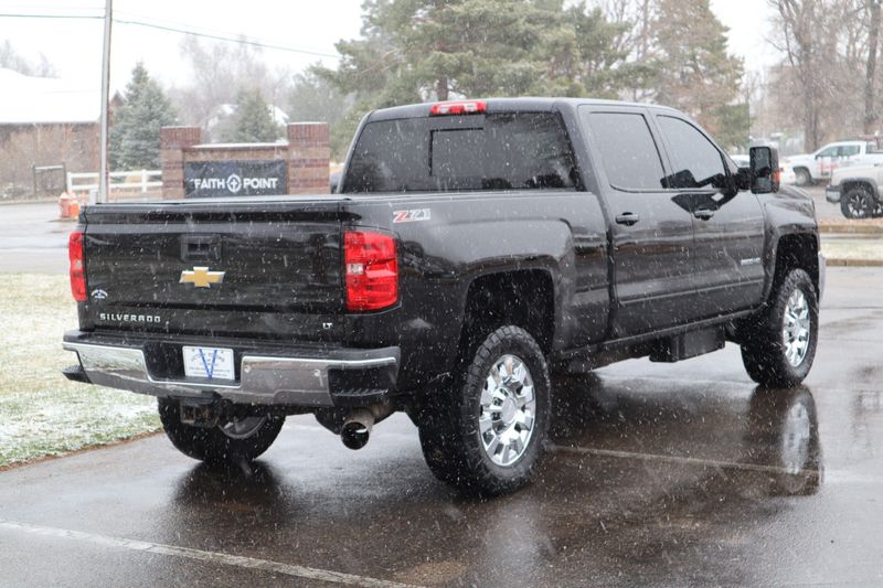 2015 Chevrolet Silverado 2500HD Photos