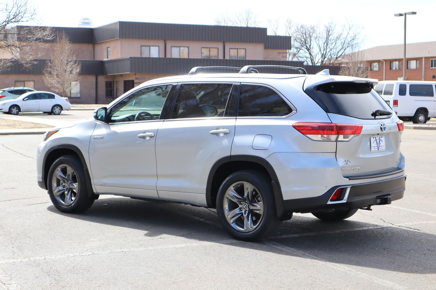 2017 Toyota Highlander Hybrid Limited | Victory Motors of Colorado