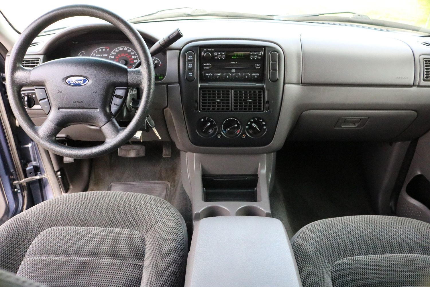 2002 Ford Explorer XLT | Victory Motors of Colorado