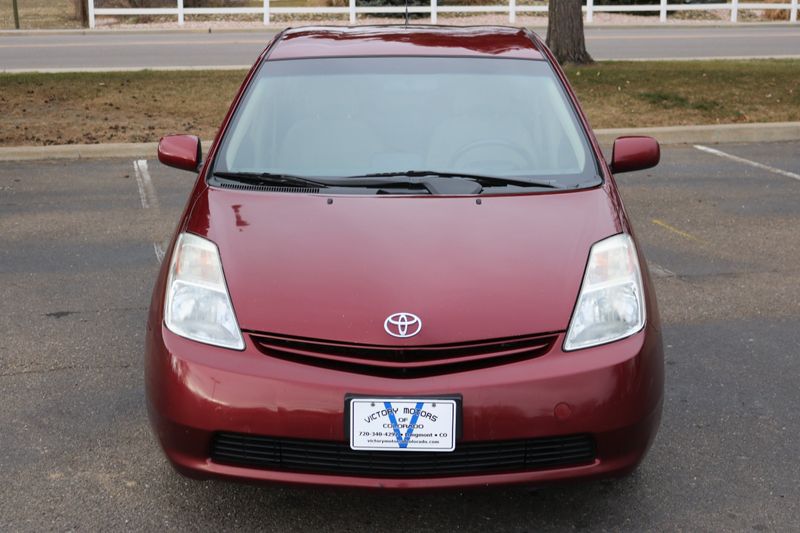 2004 Toyota Prius Photos
