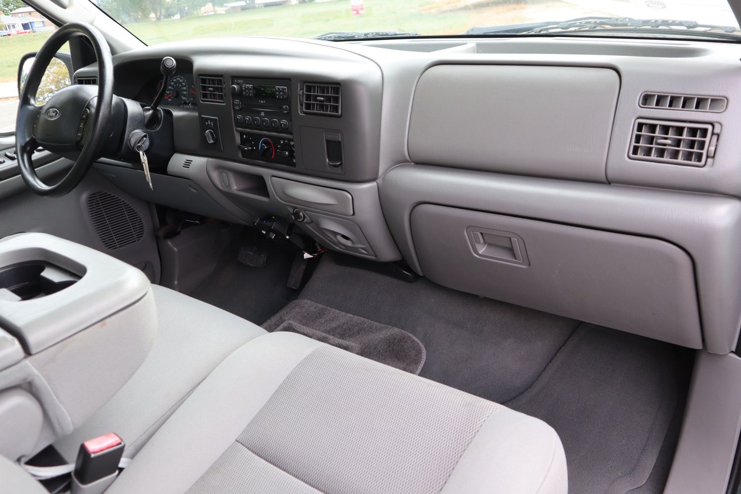 2004 Ford F-250 Super Duty XLT | Victory Motors of Colorado