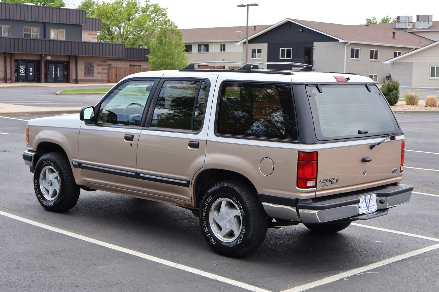1992 Ford Explorer XLT | Victory Motors of Colorado