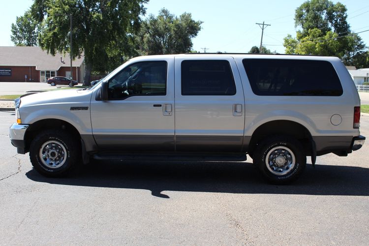 2002 Ford Excursion XLT | Victory Motors of Colorado
