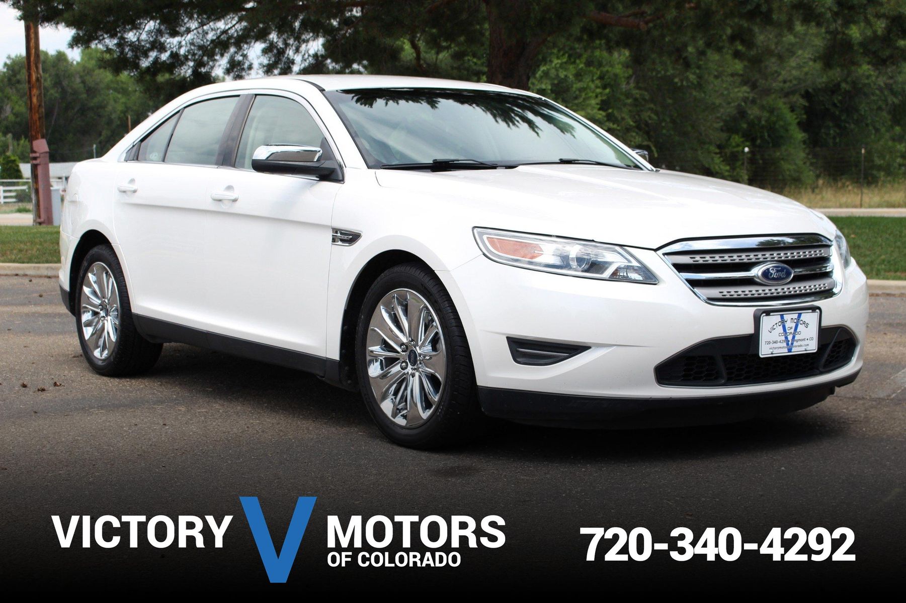 2010 Ford Taurus Limited | Victory Motors of Colorado