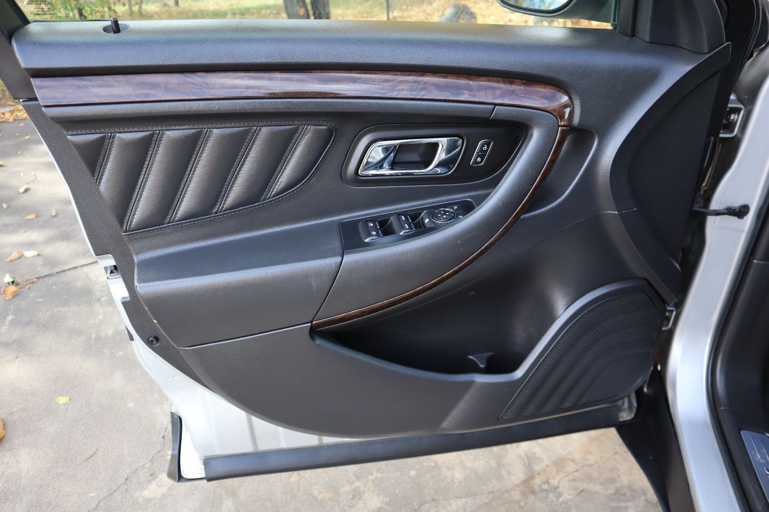 2014 Ford Taurus Limited | Victory Motors of Colorado