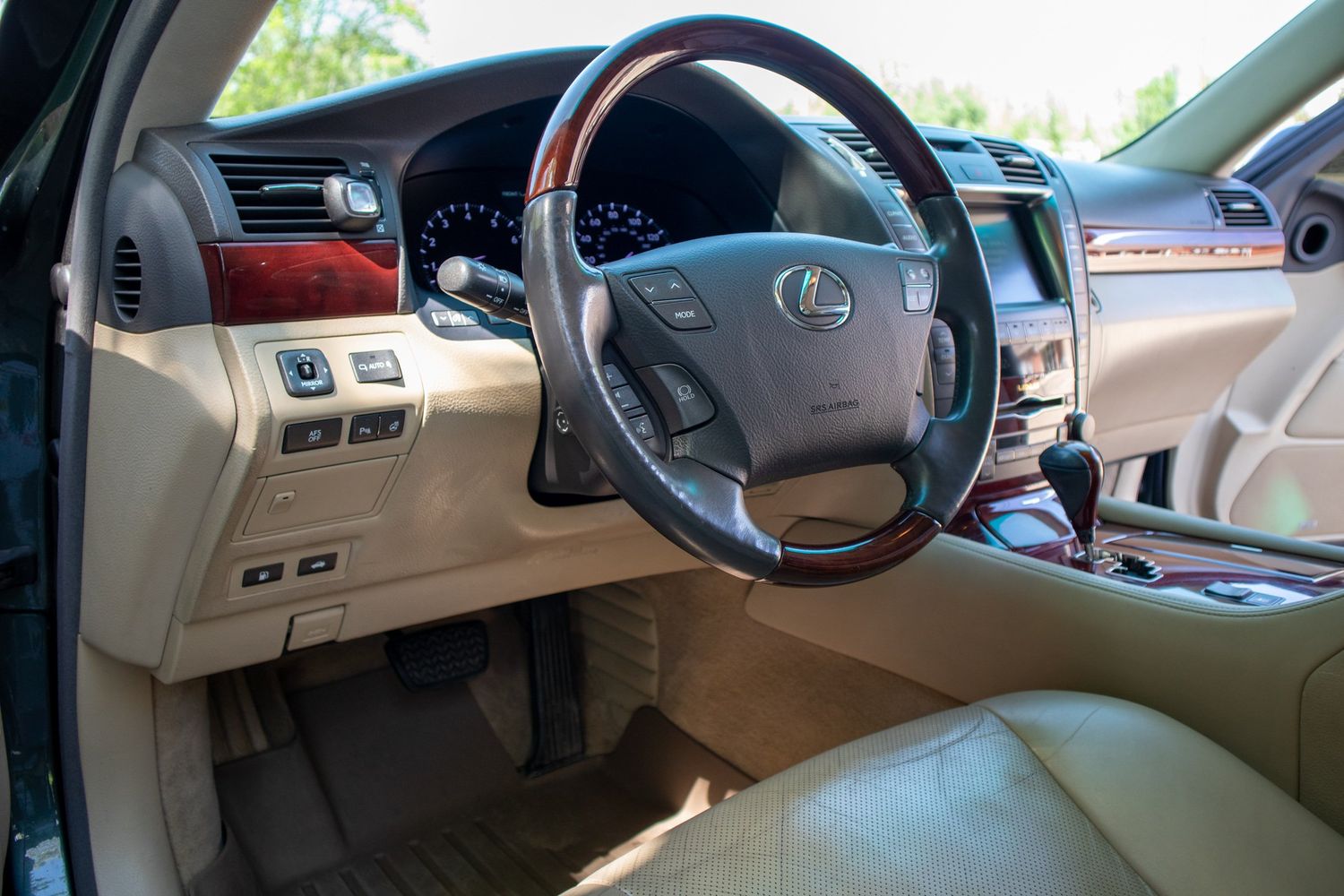 2007 Lexus LS 460 Base | Victory Motors of Colorado