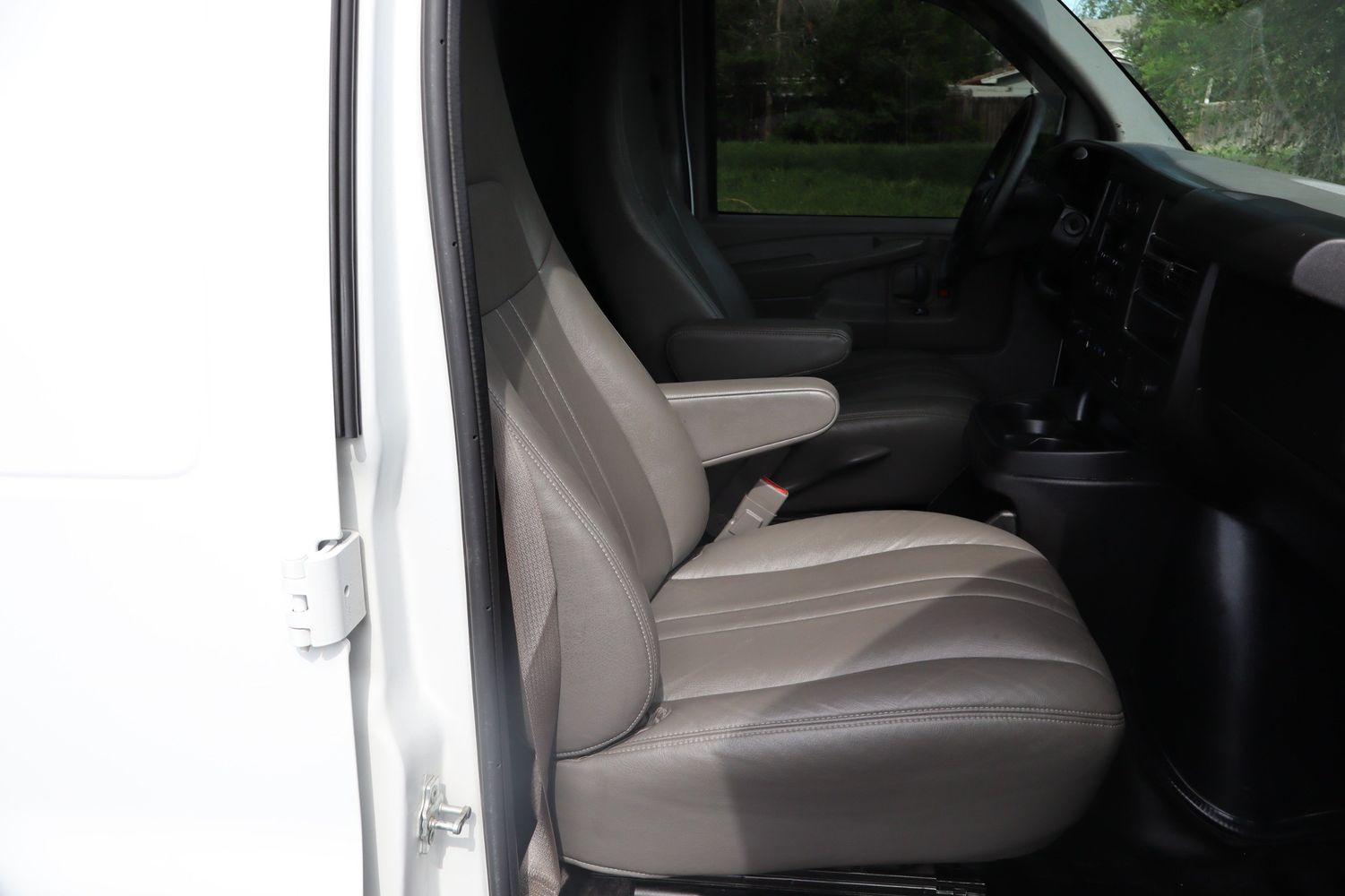2015 Chevrolet Express Cargo 2500 | Victory Motors of Colorado