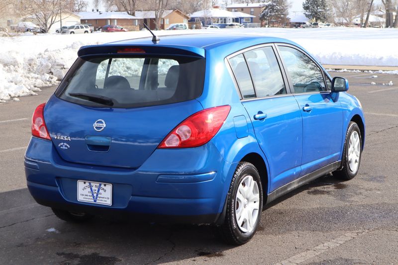2008 Nissan Versa Photos
