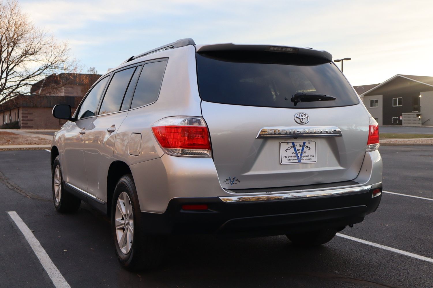 2013 Toyota Highlander Plus | Victory Motors of Colorado