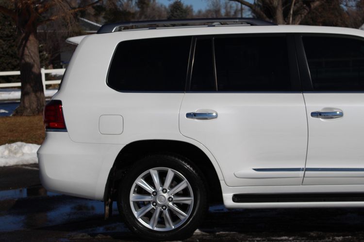 2008 Lexus LX 570 | Victory Motors of Colorado