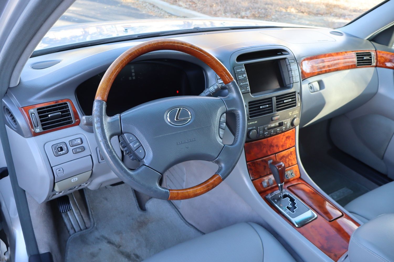 2004 Lexus LS 430 | Victory Motors of Colorado