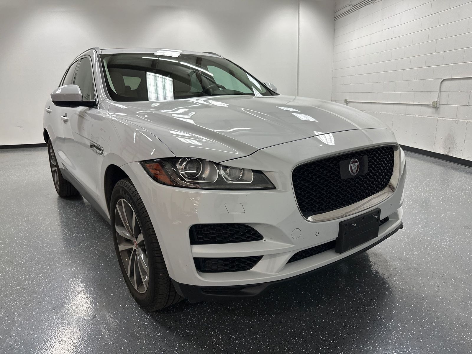 2020 Jaguar F-PACE 25t Prestige | Custom Cars West