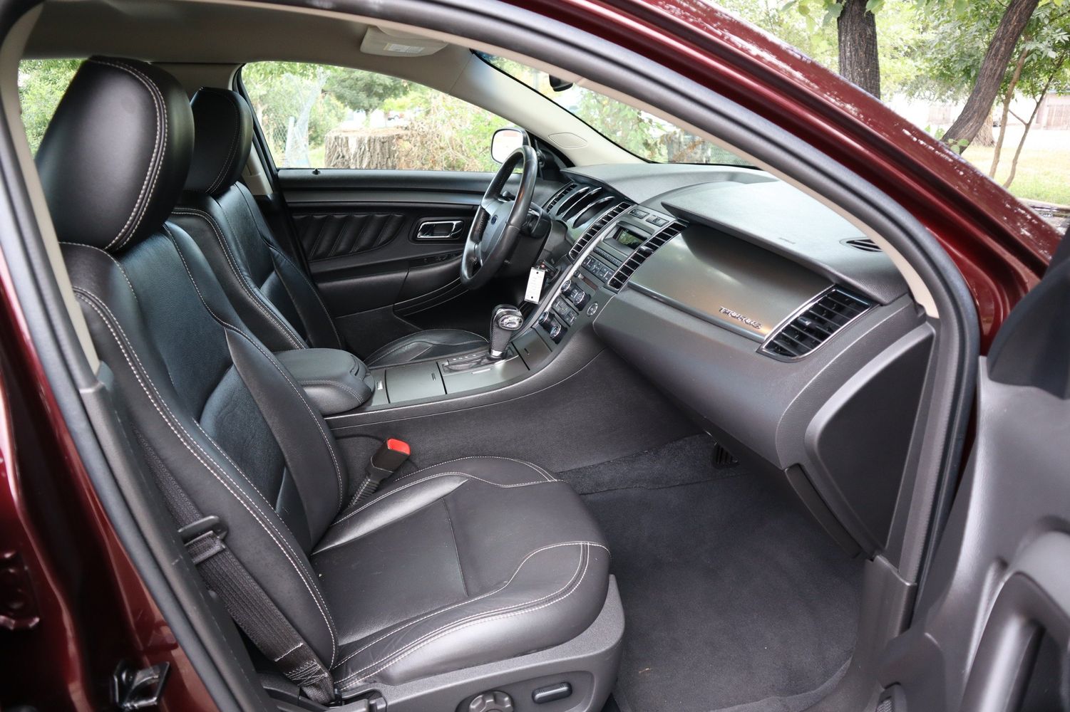 2011 Ford Taurus SEL | Victory Motors of Colorado