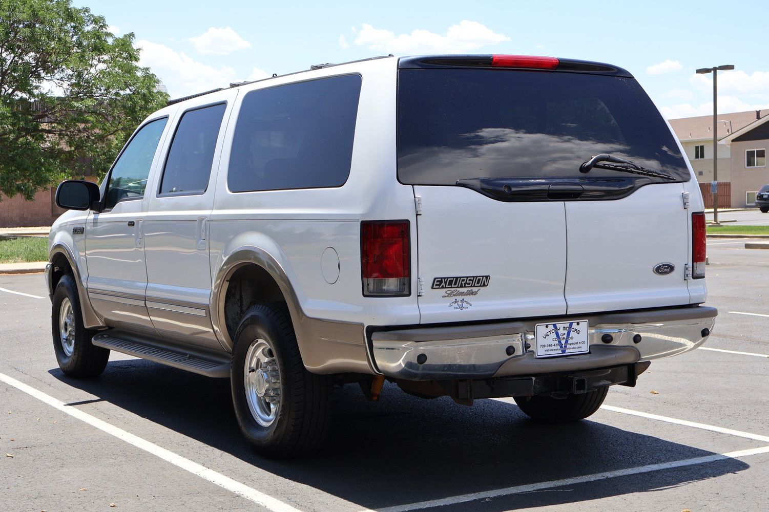 2002 Ford Excursion Limited | Victory Motors of Colorado