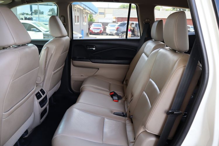 2018 Honda Pilot EX-L w/Honda Sensing | Victory Motors of Colorado