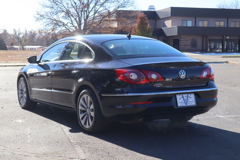 2009 Volkswagen CC Photos