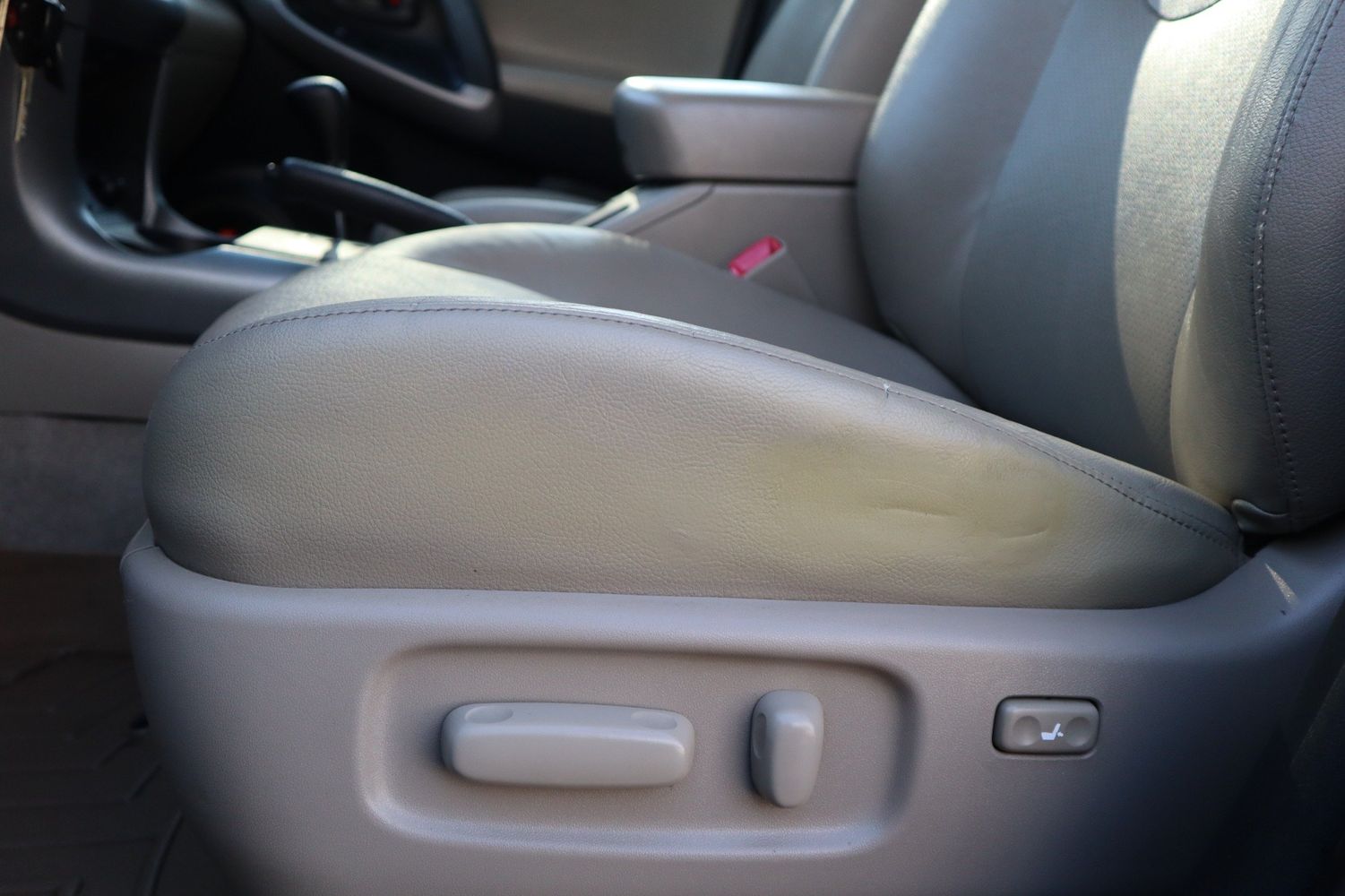 2007 Toyota RAV4 Limited | Victory Motors of Colorado