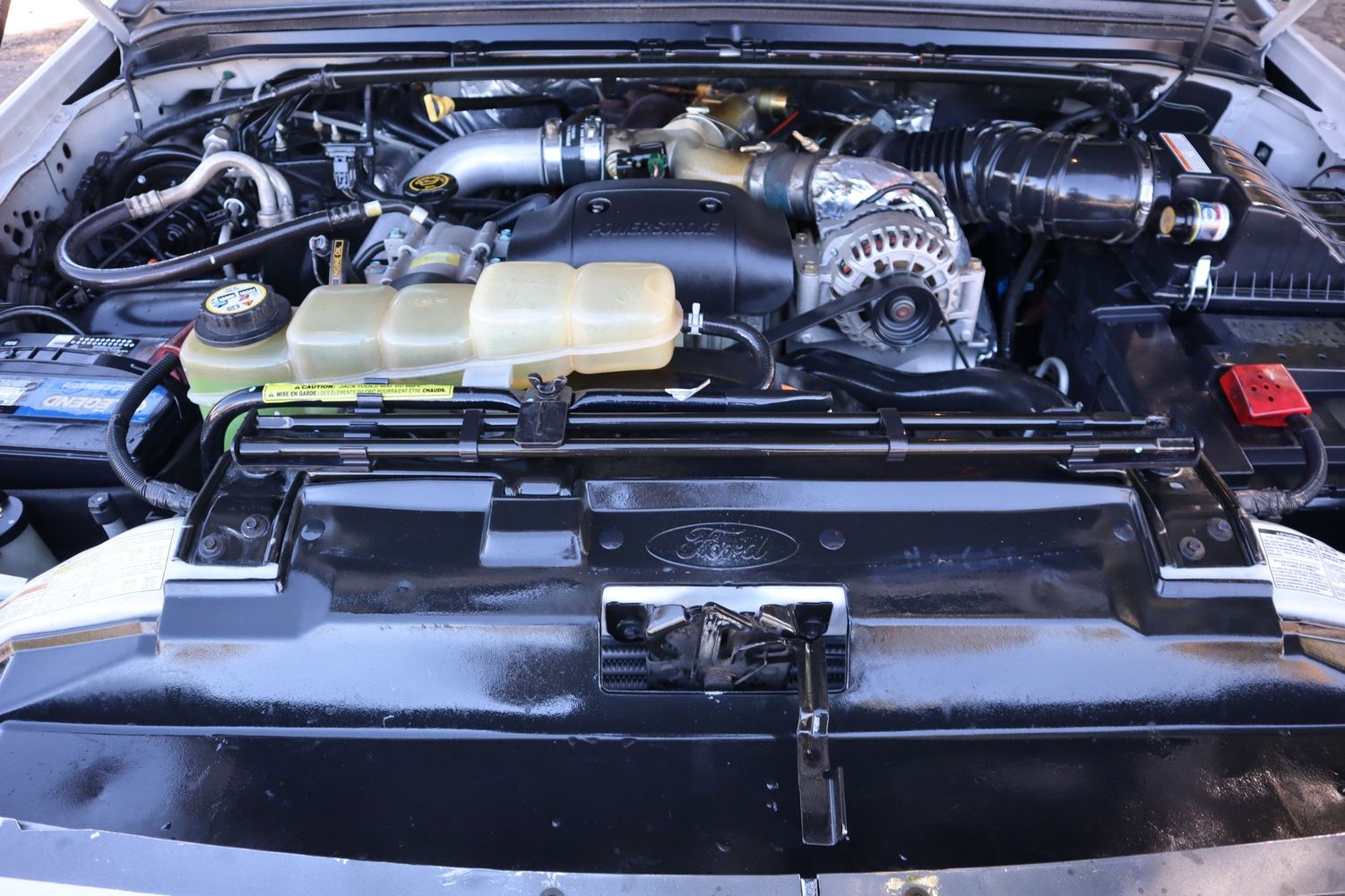 2001 Ford F-250 Super Duty XLT | Victory Motors of Colorado