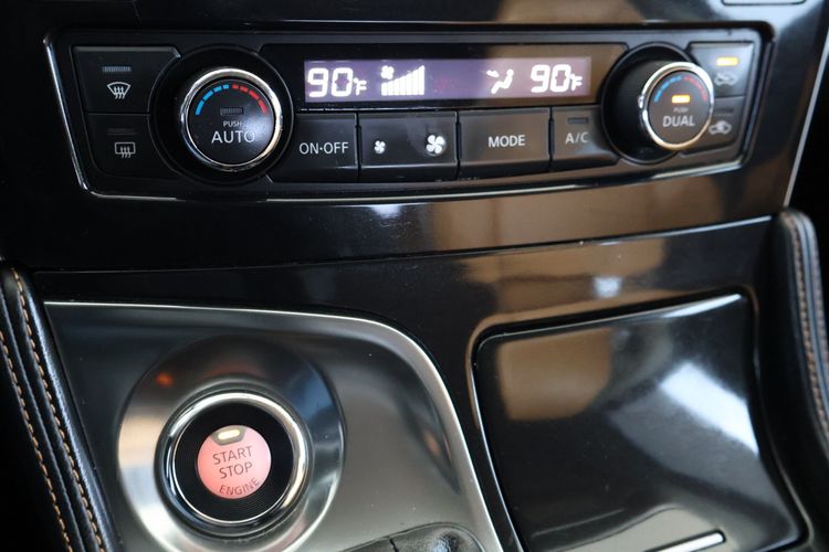 2016 Nissan Maxima 3.5 SR | Victory Motors of Colorado