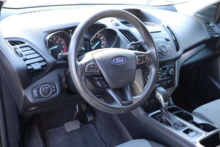 2018 Ford Escape SE | Victory Motors of Colorado