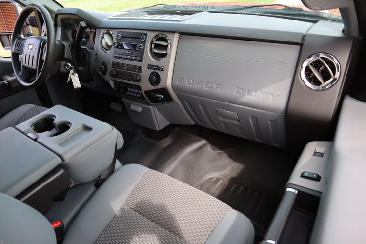 2016 Ford F-250 Super Duty XLT | Victory Motors of Colorado
