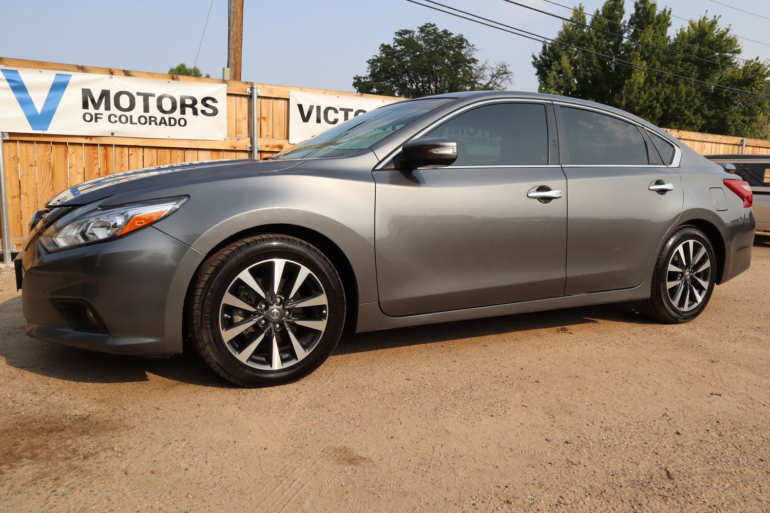 2017 Nissan Altima 2.5 SL | Victory Motors of Colorado