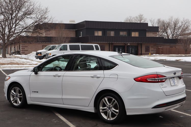2018 Ford Fusion Hybrid SE | Victory Motors of Colorado
