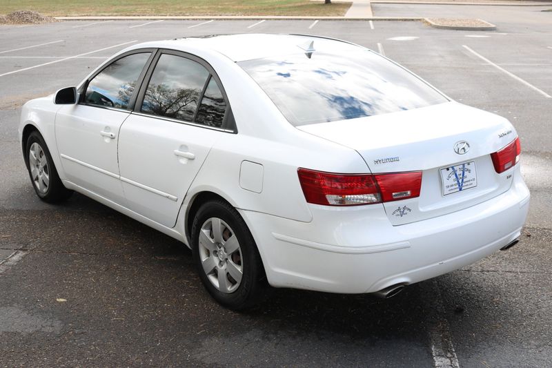2009 Hyundai Sonata Photos