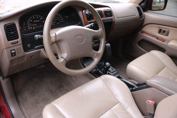 1998 Toyota 4Runner Limited | Victory Motors of Colorado