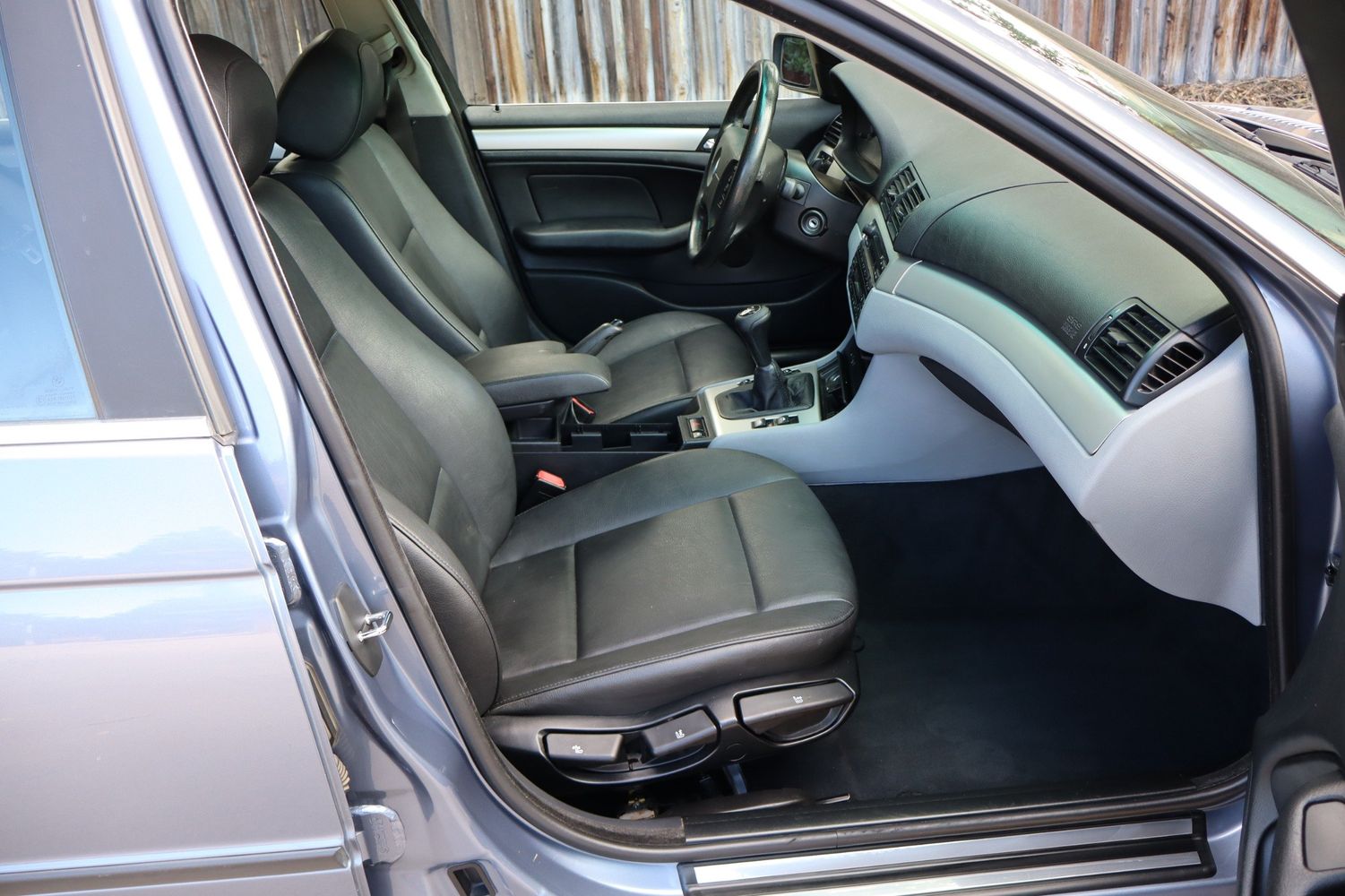2003 BMW 3 Series 325xi | Victory Motors of Colorado