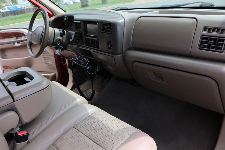 2001 Ford F-350 Super Duty Lariat | Victory Motors of Colorado